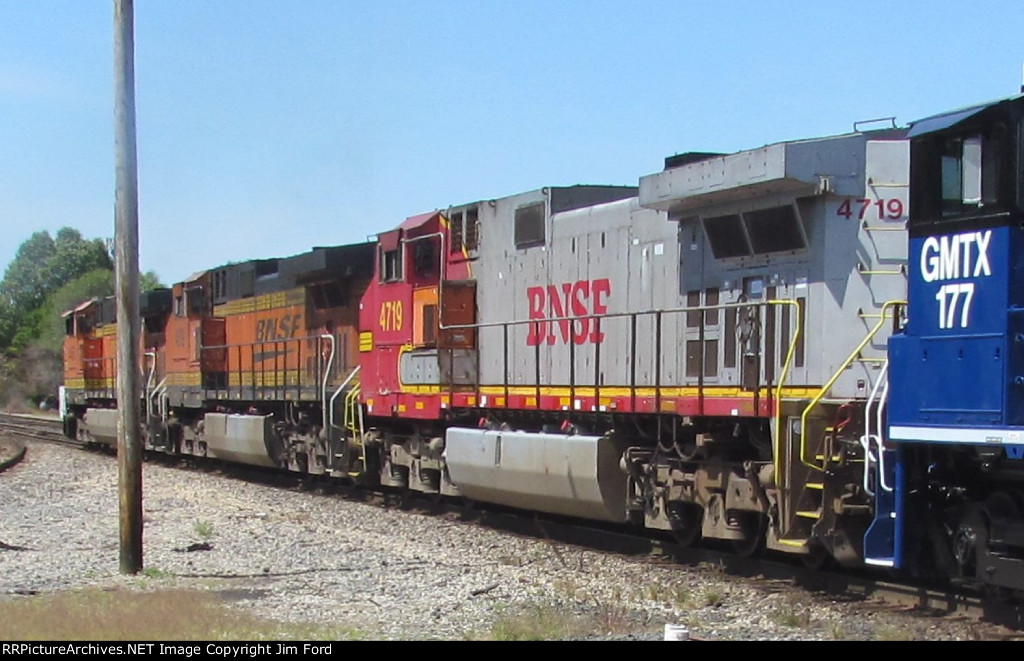 BNSF 4719